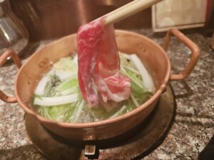 【心斎橋】老舗しゃぶしゃぶ専門店「しゃぶ亭 心斎橋店」牛しゃぶ定食をお一人様でゆったり楽しめた！ - 大阪おじさまのちょっと贅沢なグルメ手帳