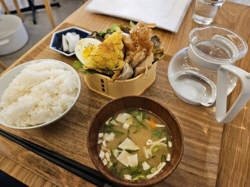 【森ノ宮】共存を楽しむ憩いの空間「CAFE icoi」愛店主弁当の優しい味に心温まるランチでした！ - 大阪おじさまのちょっと贅沢なグルメ手帳